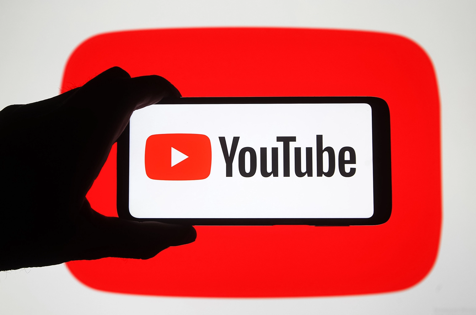 YouTube s War On Ad Blockers Is Making Videos Lag and Viewers Angry YouTube s War On Ad Blockers Is Making Videos Lag and Viewers Angry