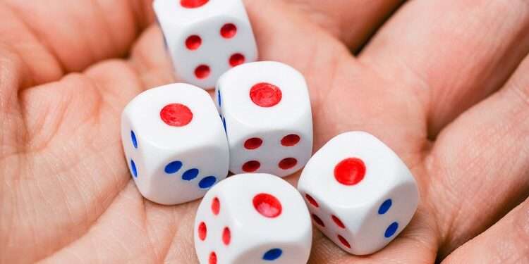 How to play Farkle? - TechStory