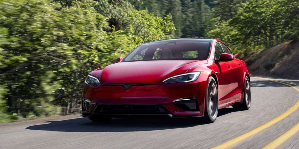 Tesla Ends Model S and X to Focus on Robots - TechStory